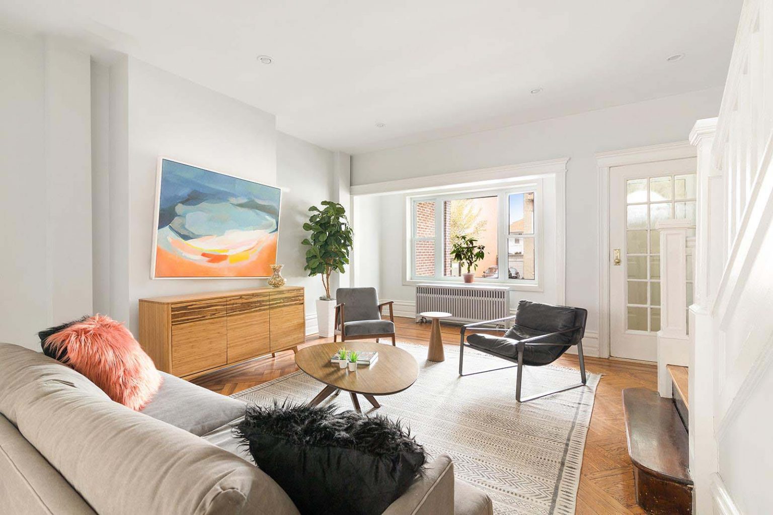 112670053 - Susan Little